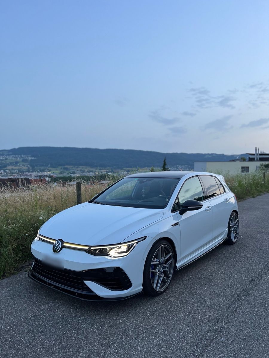 Stilvolle Golf 8 R Gebraucht Bild