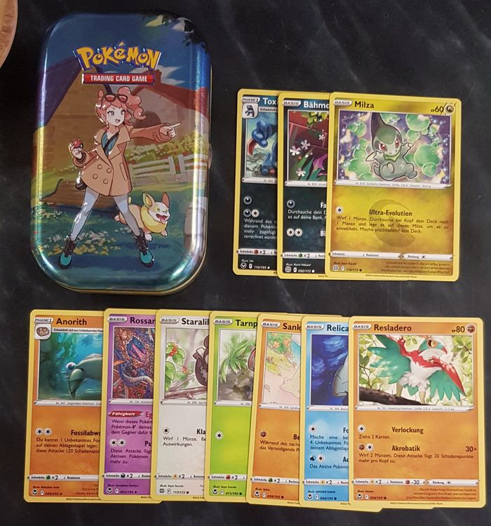 Pokemon Mini Tin Box mit 10 Pokemon Karten (Gebraucht) in Merenschwand ...