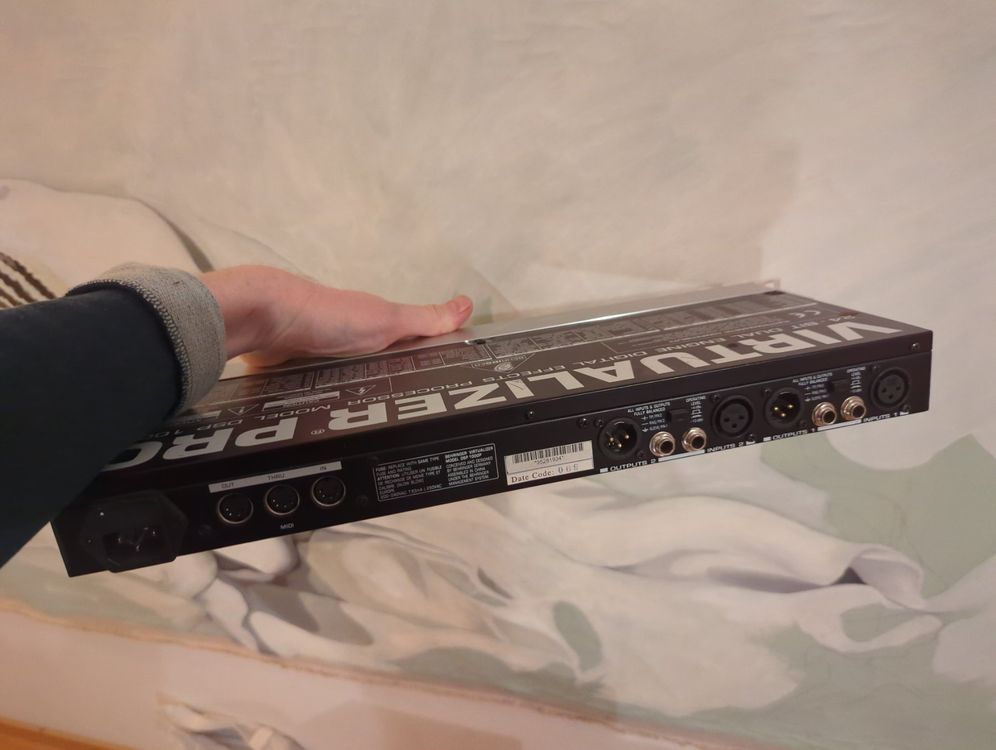 Behringer Virtualizer Pro DSP effect processor (Gebraucht) in Zürich ...