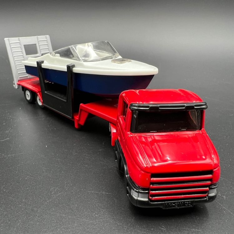 Tieflader mit Boot Siku, ohne OVP (Gebraucht) in Häusernmoos für CHF 9 – mit Lieferung auf ...