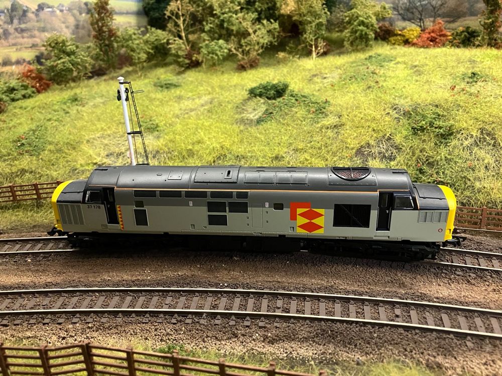ViTrains Class 37 Britische Diesellok (V2103) Digital (Gebraucht) in ...