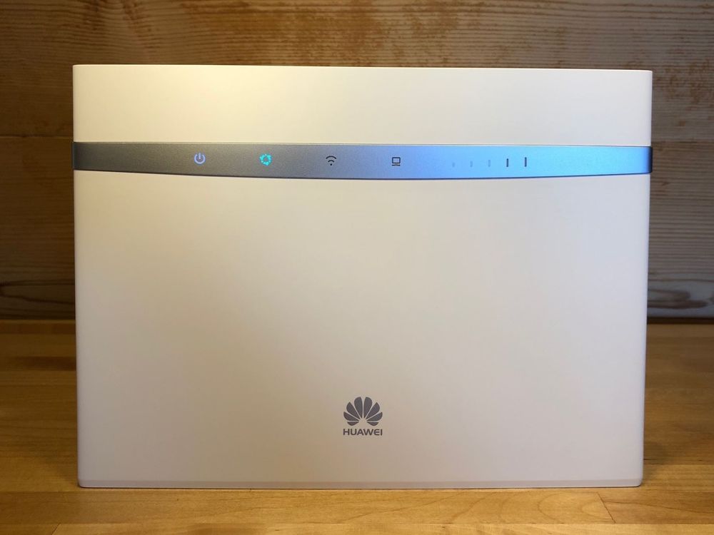 Huawei B525s-23a LTE Router 4G - weiss | Kaufen auf Ricardo