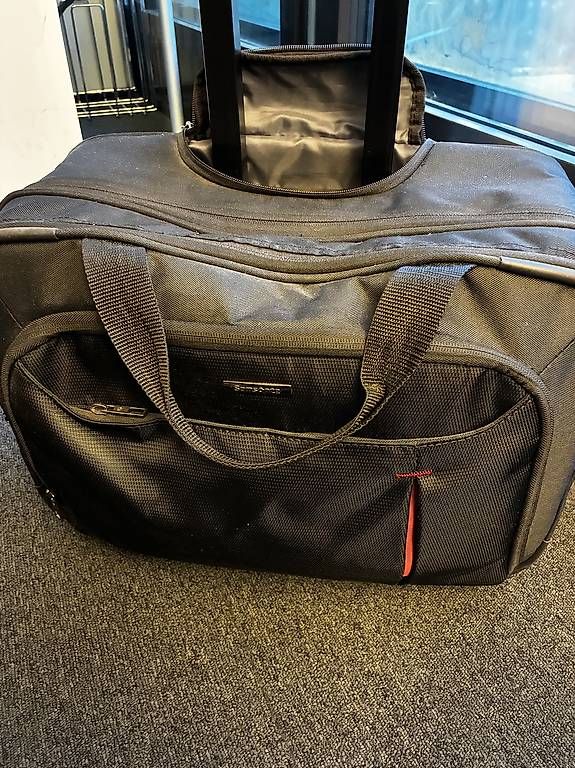 Samsonite Laptoptasche und Business Trolley (Gebraucht) in Wädenswil ...
