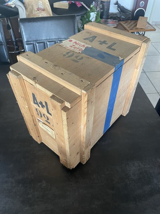 Ancienne Caisse de Livraison en Bois (Gebraucht) in Vallamand für CHF ...
