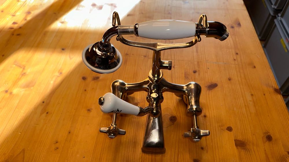 Antike Bade-Armatur Oederlin (revidiert) (Gebraucht) in Goldingen für ...