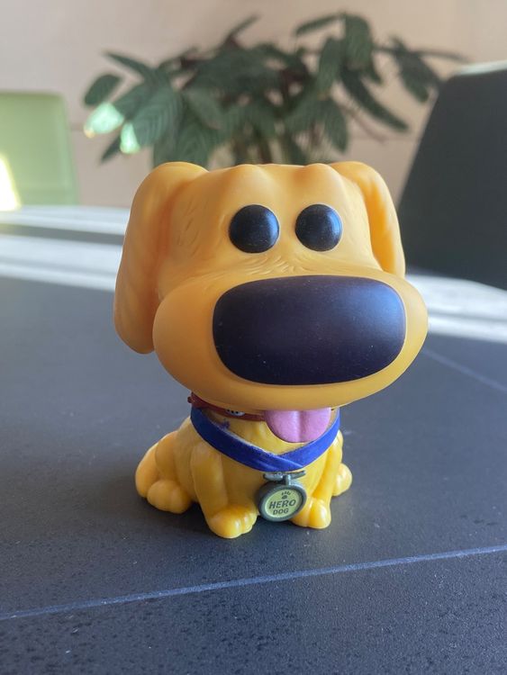 Pop Dug With Medal (Dug Days) | Kaufen auf Ricardo