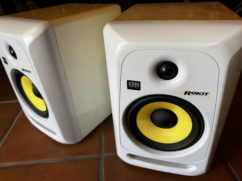 Rokit 6 / RP6G3W Studio Monitor / aktiv Lautsprecher (paar) (Gebraucht ...