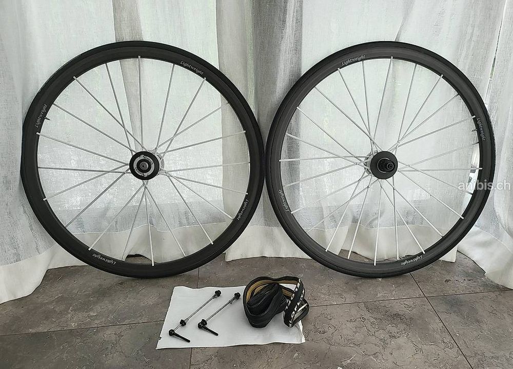 Roues LIGHTWEIGHT Ventoux 980g - Full carbon tubular 700C | Kaufen auf Ricardo