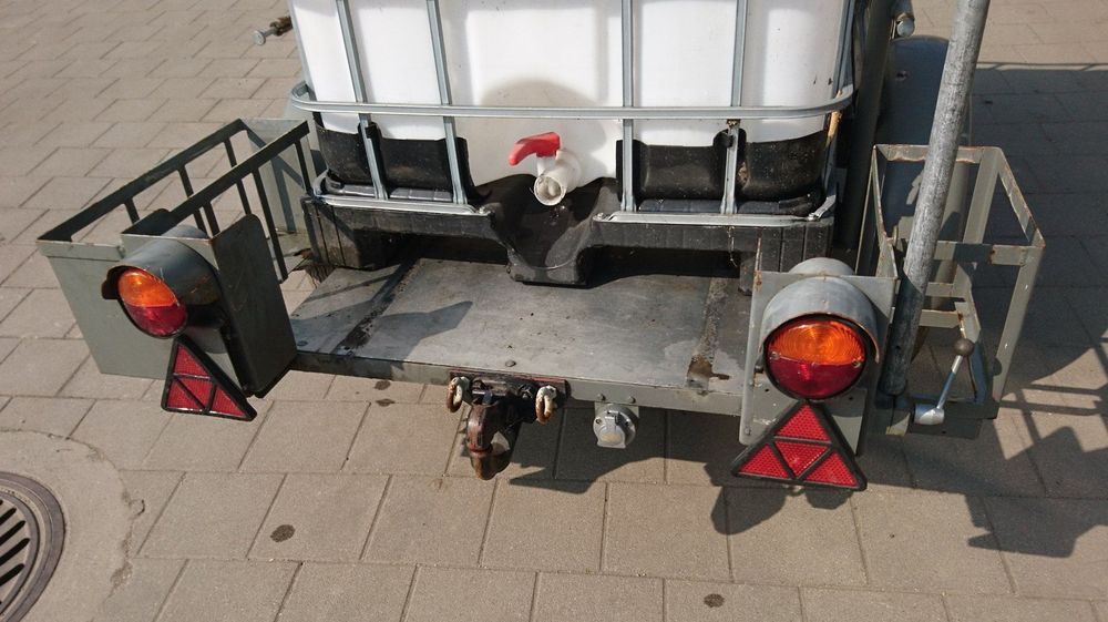Anhänger mit Wassertank IBC (Gebraucht) in Gampelen für CHF 350 – nur ...