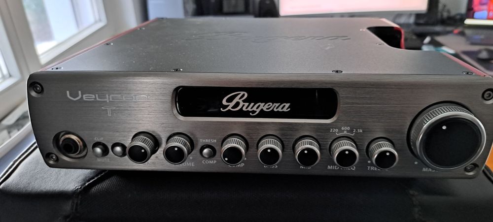 Bugera BV1001T Veyron Tube Head / E-Bass Amp 2000 Watt (Gebraucht) in ...