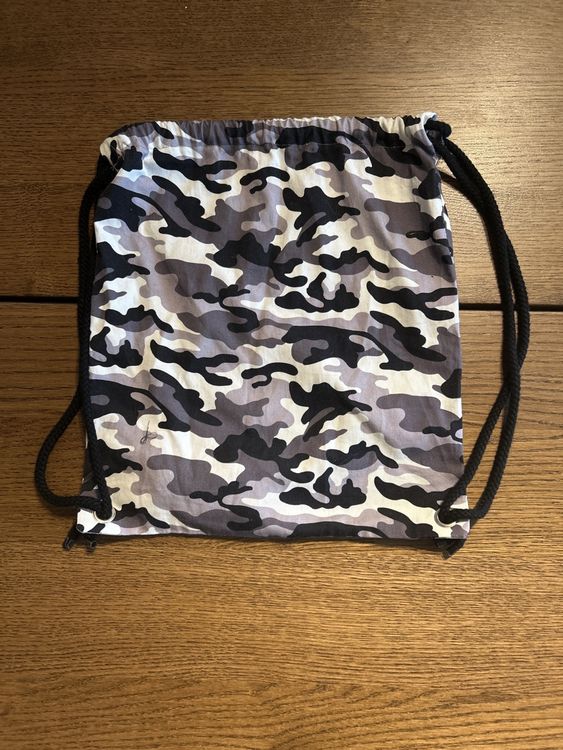 Turnsack im trendigen Camouflage-Look, guter Zustand! (Gebraucht) in ...