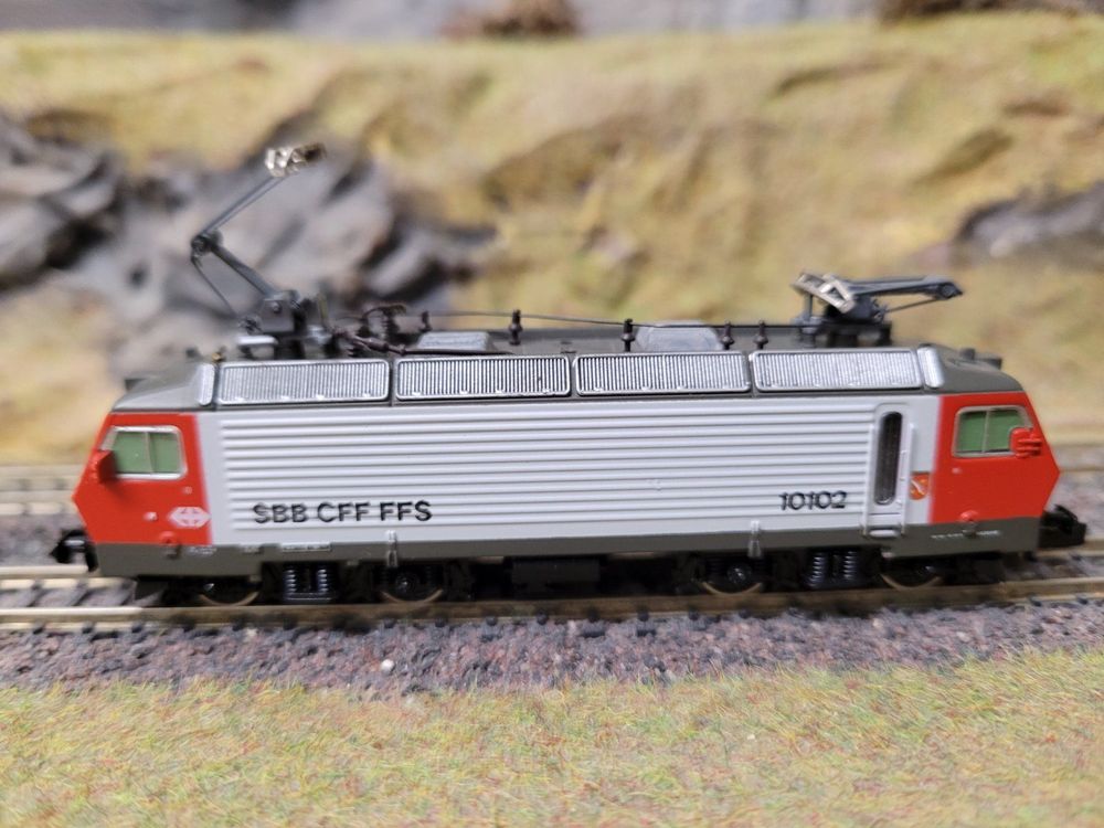 SBB Re 4/4 IV (Gebraucht) in Unterseen für CHF 80 – mit Lieferung auf Ricardo kaufen