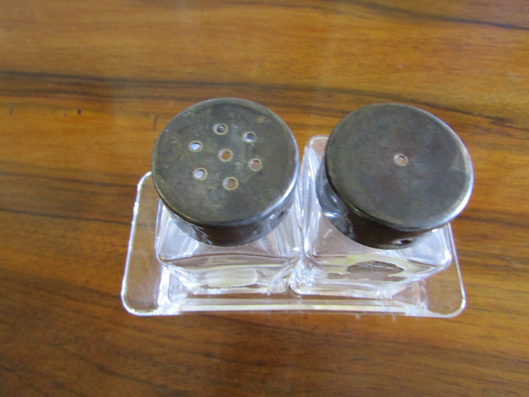 Salz und Pfeffer 3-teilig - Glas (Nr.10) (Gebraucht) in Herzogenbuchsee ...