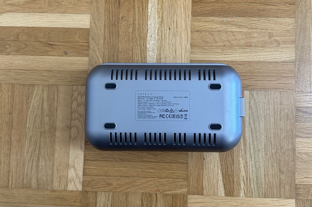 Satechi Dock5 Multi-Device Charging Statio mit Qi-Ladefläche (Gebraucht ...