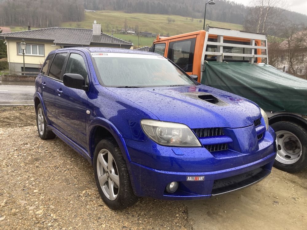 Mitsubishi Outlander 2.0 Turbo Frisch ab MFK Dez.2024 (Gebraucht) in ...