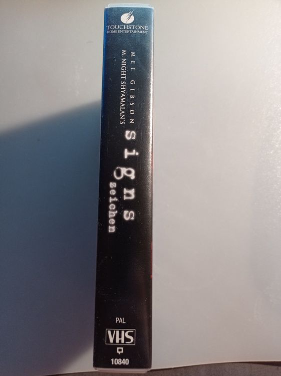 Signs RAR (VHS) | Kaufen auf Ricardo