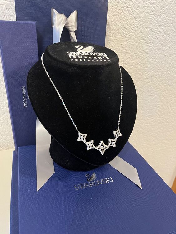 Swarovski Kette Sterne Neu und original mit Box (Neu (gemäss Beschreibung)) in Kirchleerau für ...