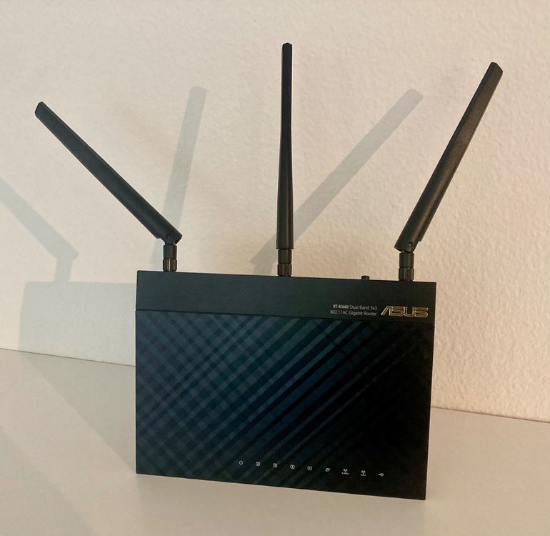 Asus RT-AC66U Dual Band 802.11ac 3x3 Wifi Router (Gebraucht) in Zürich für CHF 8 – mit Lieferung ...