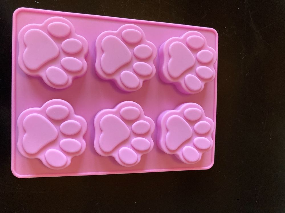 Silikon Backform mit Tier Tatzen (Neu und originalverpackt) in Thun für ...