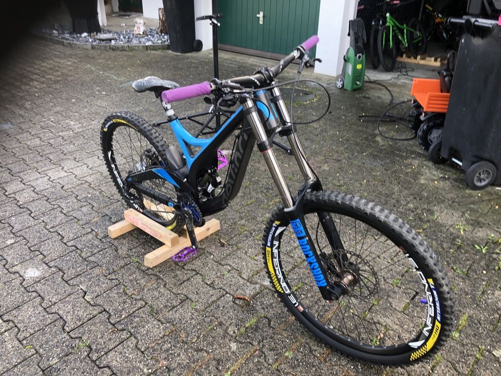 Devinci Wilson DH Bike Carbon | Kaufen auf Ricardo