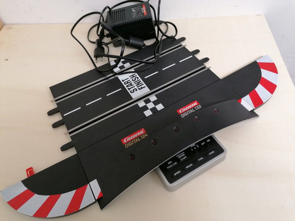 Carrera digital 132 /124 Control Unit (Gebraucht) in Luzern für CHF 35 – mit Lieferung auf ...