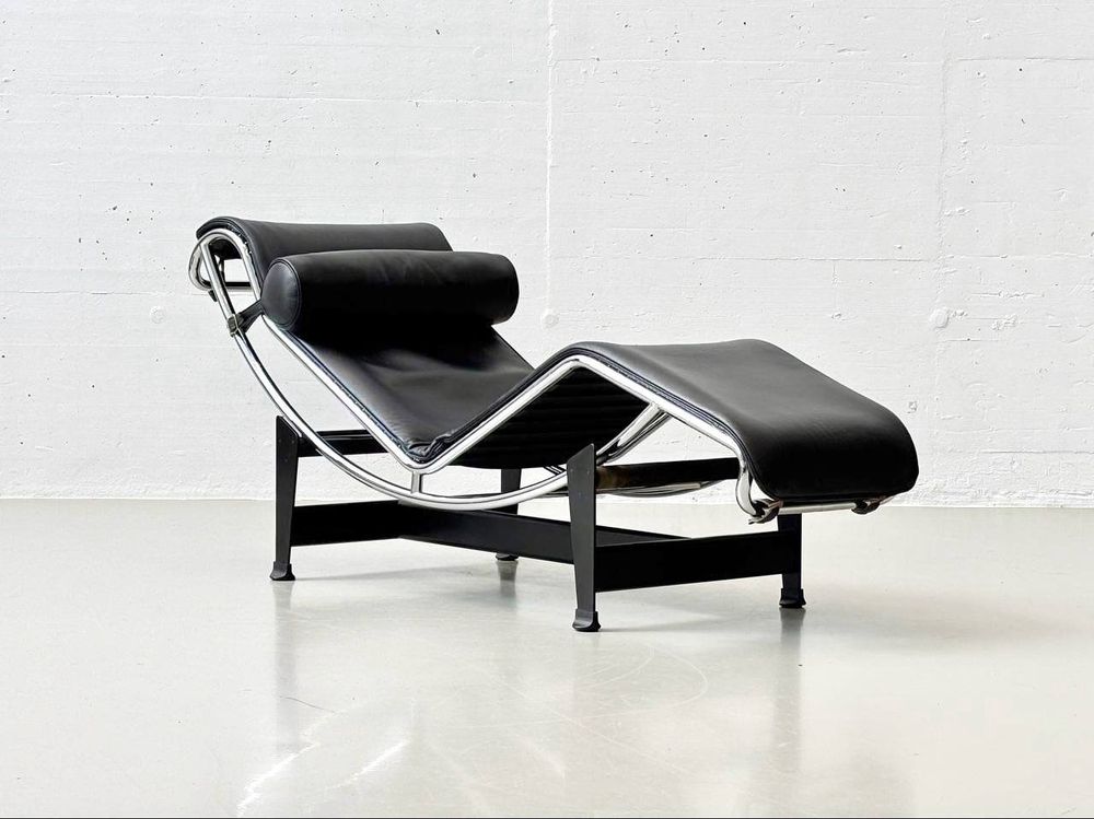 Le Corbusier Lc4 Liege Cassina Cassina Ambientedirect Com