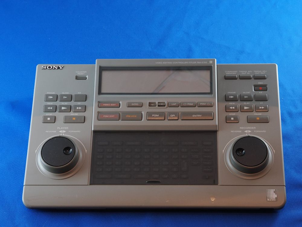 Sony video editing controller/titler RM-E700 (Gebraucht) in Pregassona für CHF 9 – mit Lieferung ...