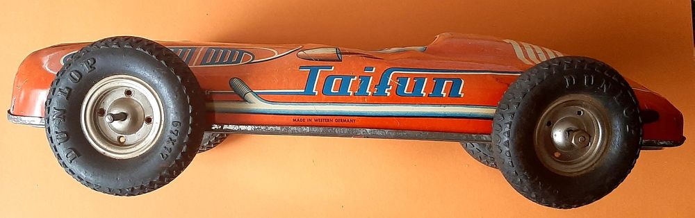 Tin Toy Car Taifun 100 (Gebraucht) in Montet (Glâne) für CHF 19 – mit ...