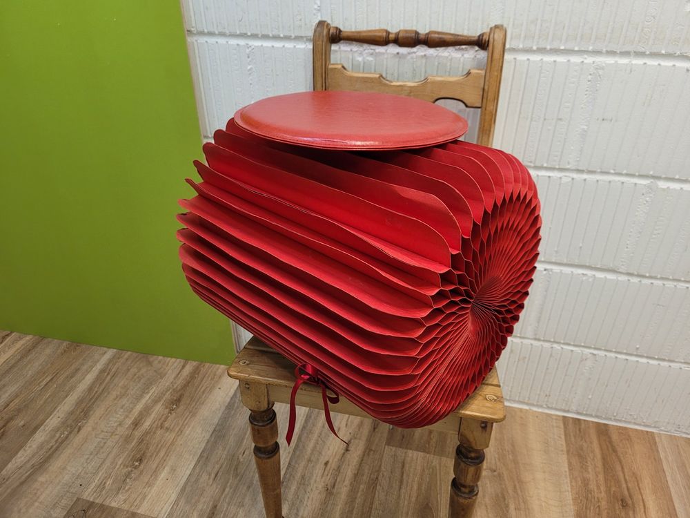 STOOLY France Stool Hocker Design Klassiker Waben-Hocker Rot (Gebraucht ...