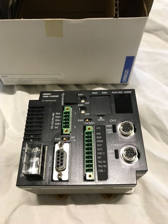 Controller RFID V600-CA5D02 OMRON (Neu und originalverpackt) in ...