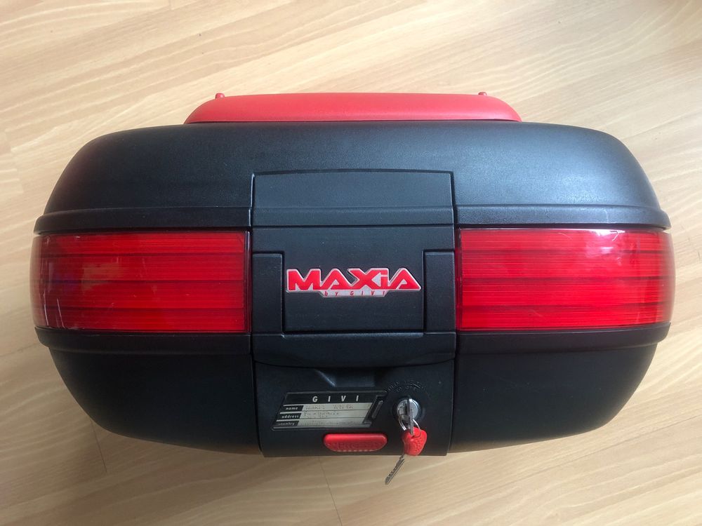 Motorrad-Topcase Givi Maxia (Gebraucht) in Egg b. Zürich für CHF 85 – nur Abholung auf Ricardo ...