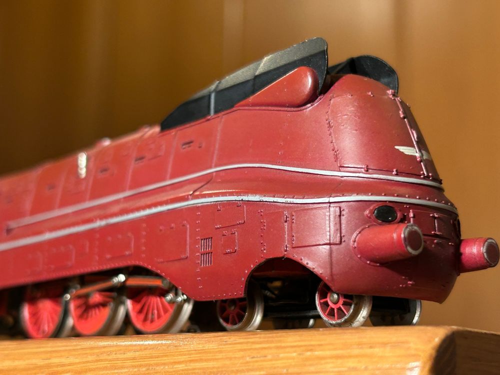 Märklin HO 3089 BR 03 Dampflok Stromlinie rot Metallgehäuse (Gebraucht) in Nesslau für CHF 36 ...