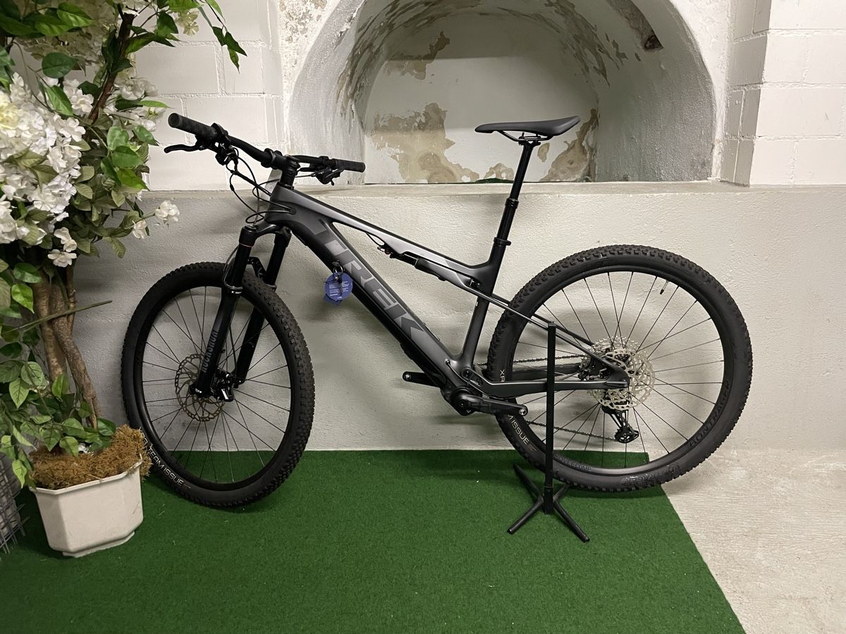 Trek Supercaliber TQ E Bike Neu Defekt (Defekt) in Elgg für CHF 2000 ...