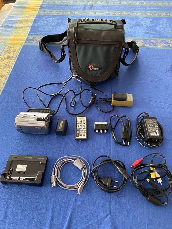 Sony-Handycam DCR-SR62E (Gebraucht) in Grüt für CHF 165 – mit Lieferung auf Ricardo kaufen