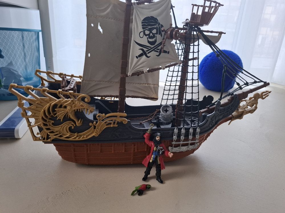 Piratenschiff (Gebraucht) in Richterswil für CHF 5 – nur Abholung auf ...