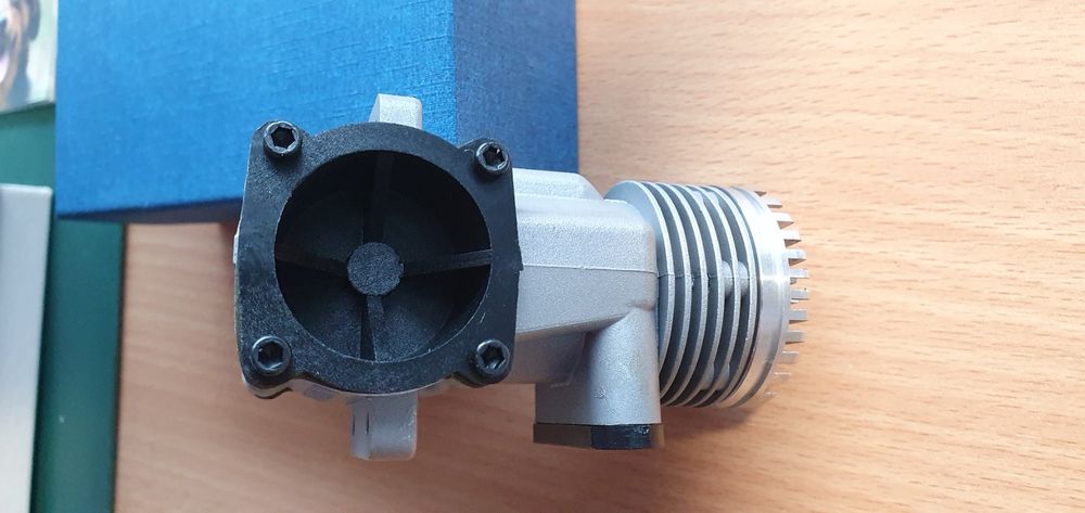 Modellmotor Irvine 40 R/C mit Schalldämpfer (Neu (gemäss Beschreibung ...