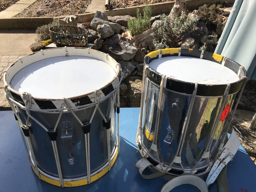 Alte Basler Trommeln (Gebraucht) in Opfertshofen SH für CHF 122 – mit Lieferung auf Ricardo kaufen