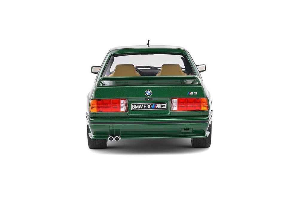BMW E30 M3 British Racing grün 1/18 (Neu und originalverpackt) in ...