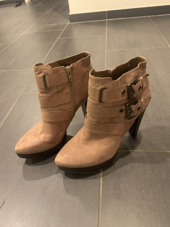 Nine West High Heel (Gebraucht) in Buonas für CHF 1 – mit Lieferung auf Ricardo kaufen