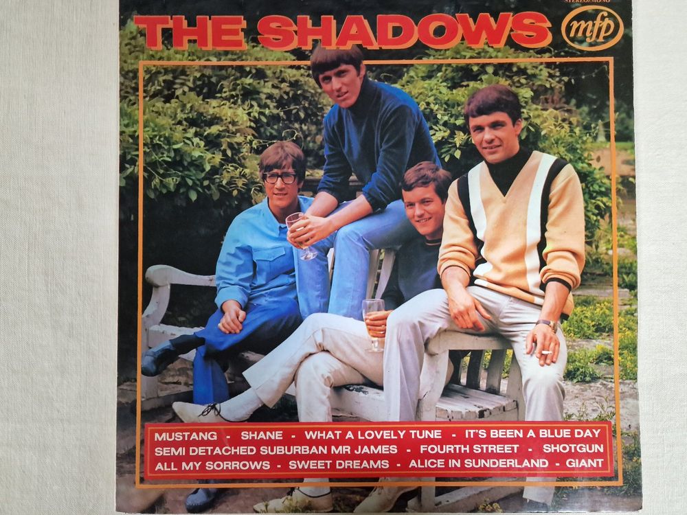 The Shadows LP– Mustang (Gebraucht) in Root für CHF 6 – mit Lieferung ...