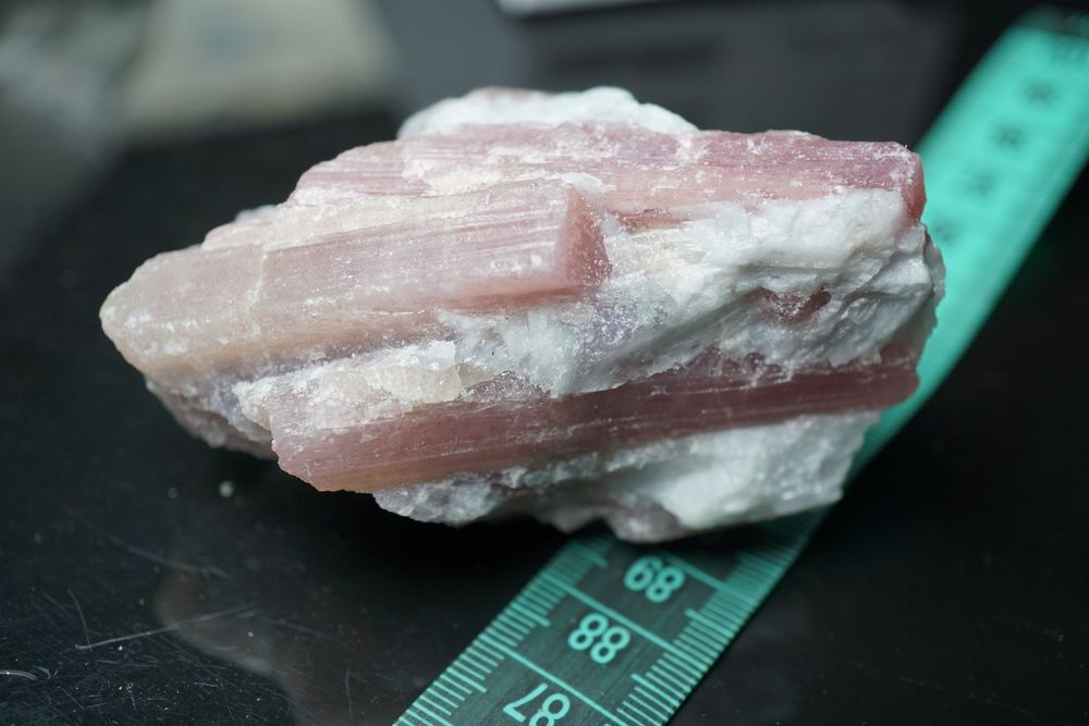 Turmalin Rosa auf Matrix WOW TOPSTONE (Neu und originalverpackt) in ...