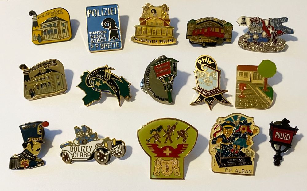15 Pins Basler Polizei Polizeiposten Polizeiwachen BS (Gebraucht) in ...