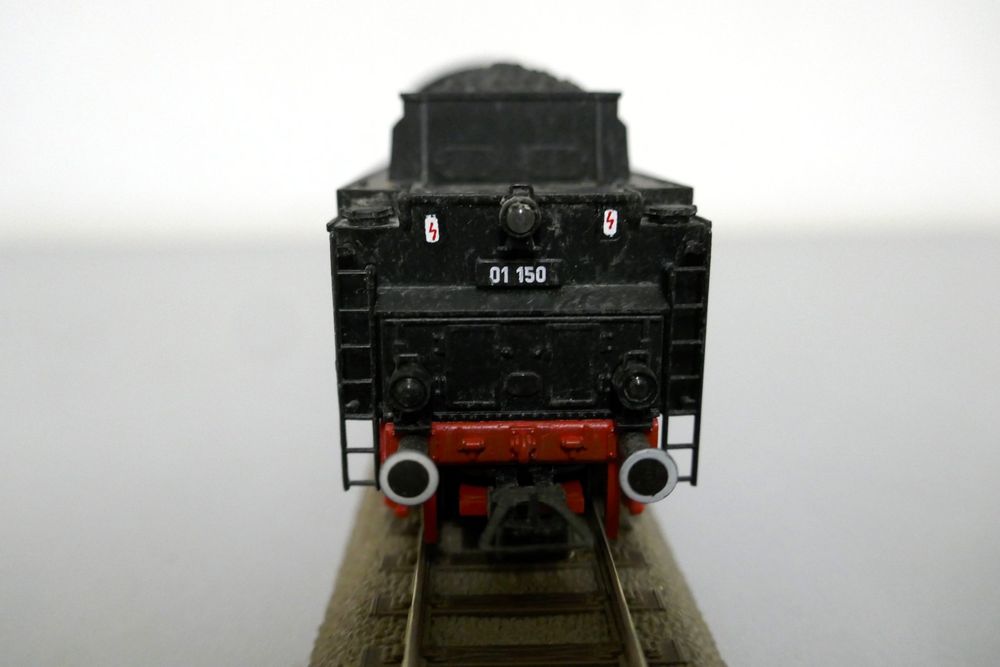 Roco Schleppender Schnellzug-Dampflok BR 01 150 der DB (Gebraucht) in ...