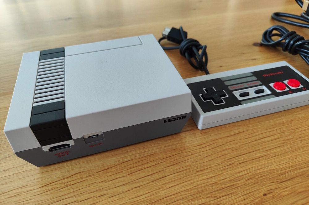 NINTENDO NES MINI KOMPLETT SET! (Neu (gemäss Beschreibung)) in Menziken für CHF 89 – mit ...