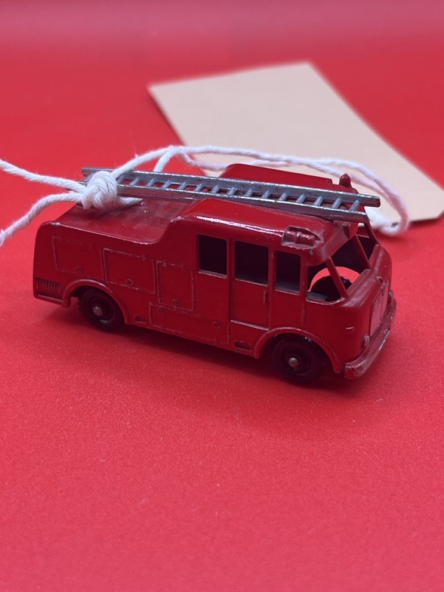 Matchbox Lesney Merryweather Fire Engine No 9 (Gebraucht) in Root für ...
