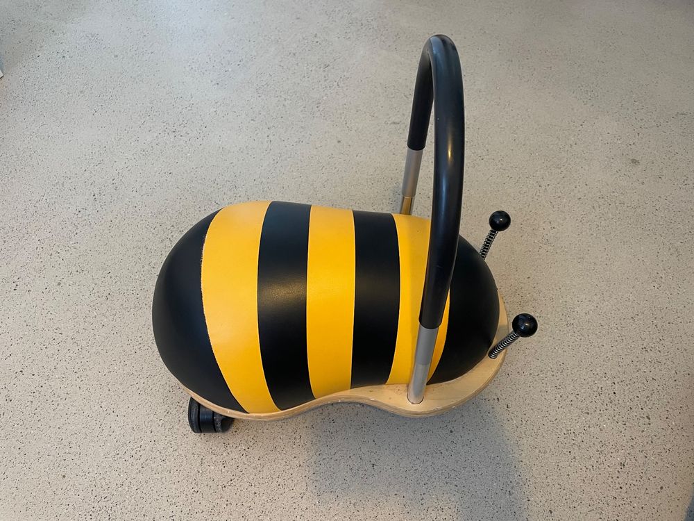 Original Wheely Bug Biene Rutschfahrzeug | Kaufen auf Ricardo
