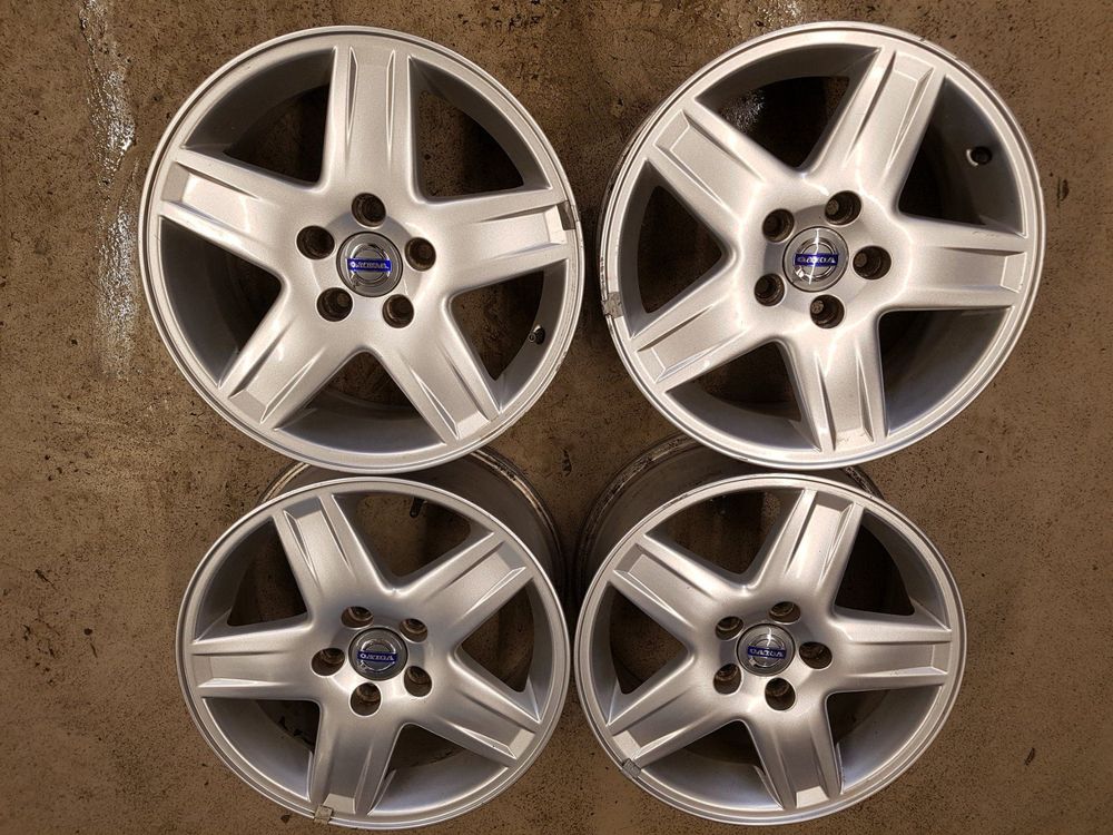 Volvo Felgen (Gebraucht) in Lyss für CHF 50 – nur Abholung auf Ricardo ...