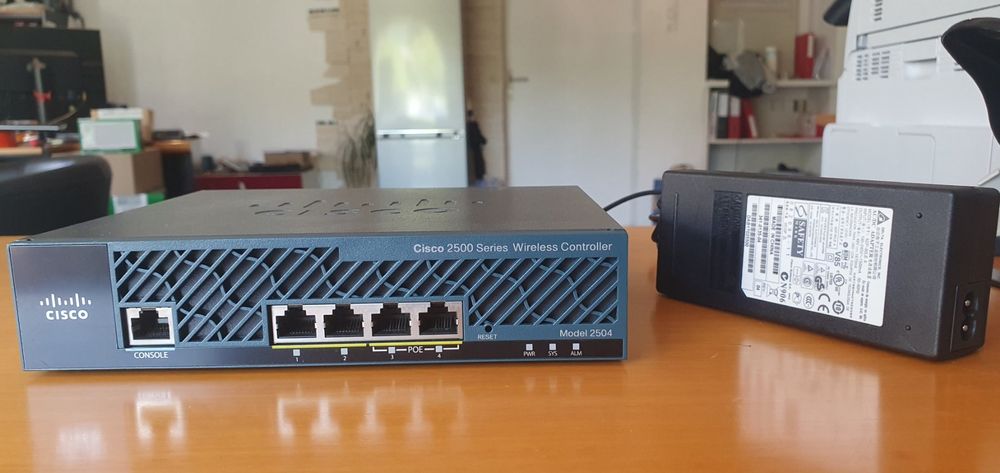 Cisco 2500 series wireless controller model 2504 (Gebraucht) in Egg b ...