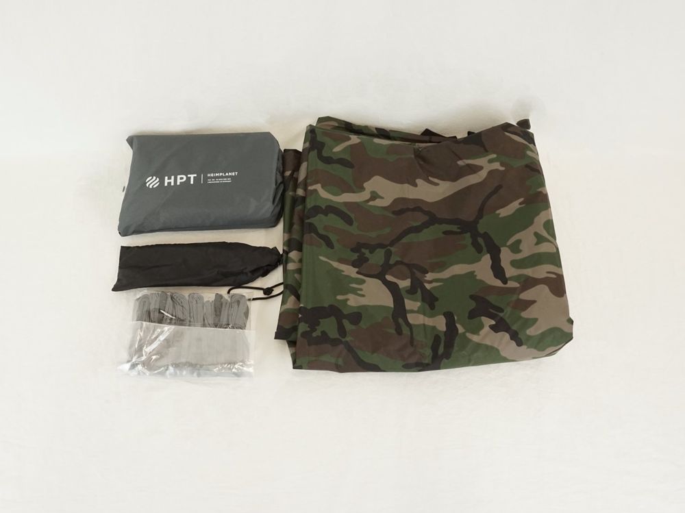 Blachen-Set (Grau und Camouflage) (Neu (gemäss Beschreibung)) in für ...