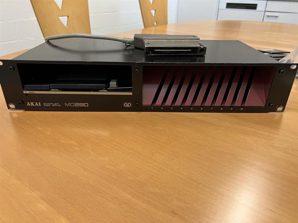 Vintage Akai MD280 Sampler Disk Drive (Defekt) in Langenthal für CHF ...